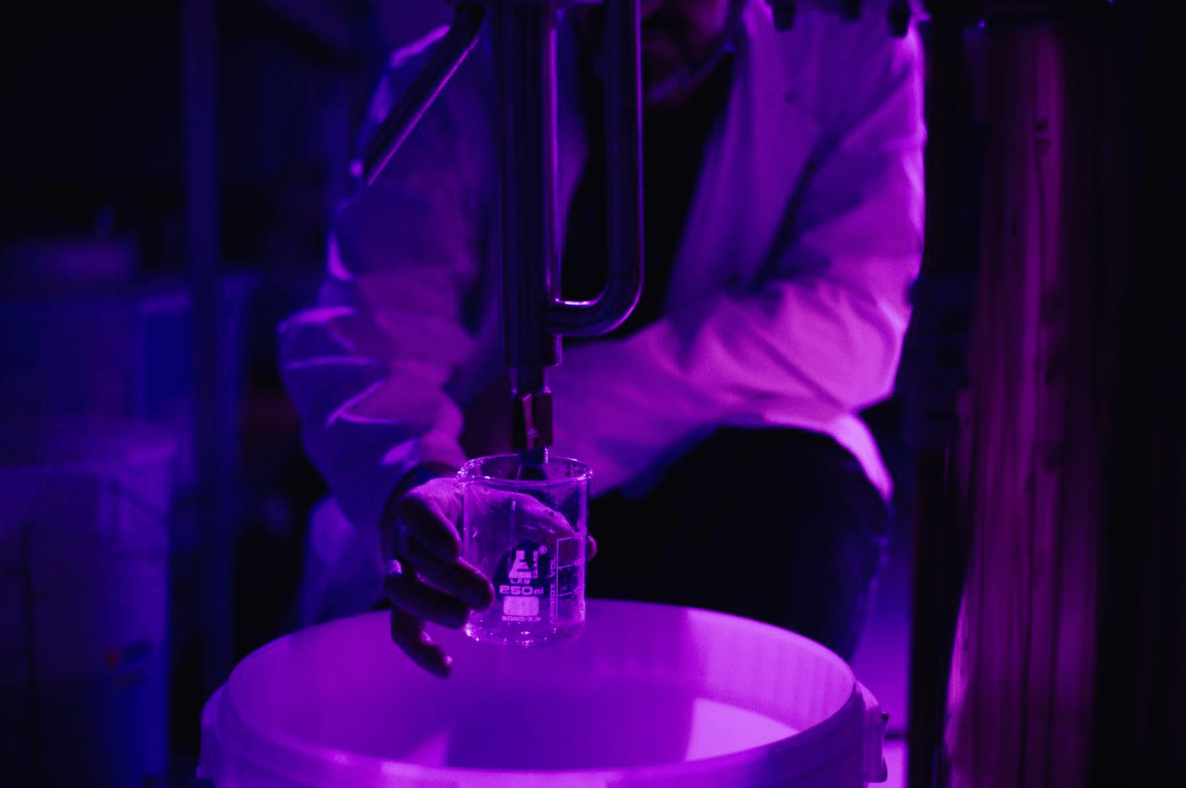 How to taste gin | The Right Way To Taste Gin – Secret Garden Distillery